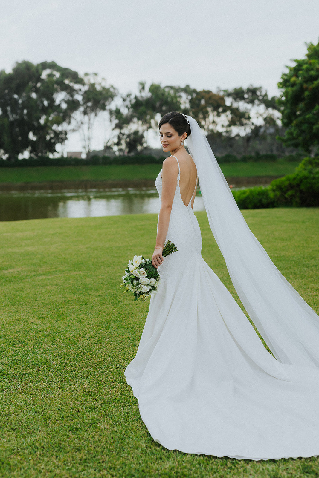 Elha Bride: Ornella Fernandini – ELHAnovias